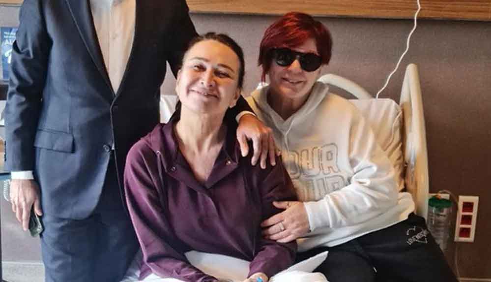 Demet Akbağ dizinden ameliyat oldu! Emel Müftüoğlu yalnız bırakmadı