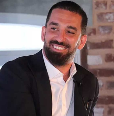 Hedef gösterilen Haluk Levent'ten açıklama: Deprem yaraları sarıldıktan ...