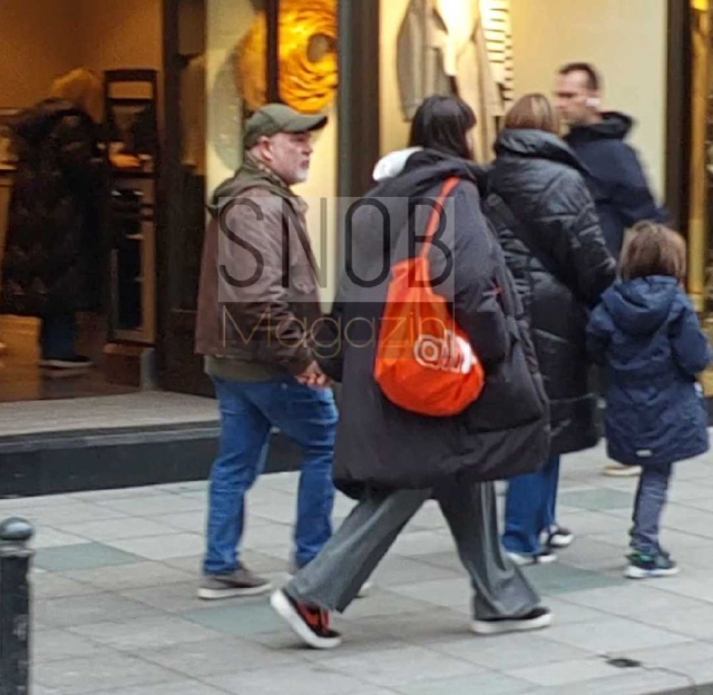 12 yıllık eşinden boşanan Güven Kıraç, genç sevgilisiyle görüntülendi ...